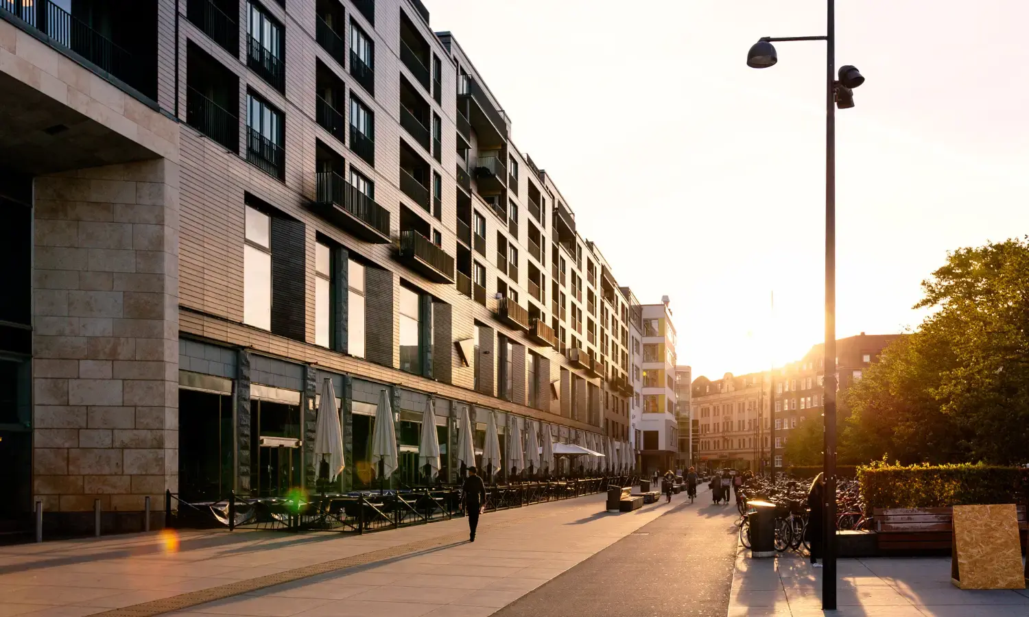 Dekarbonisierung: Lösungen für Ihre Gewerbeimmobilien